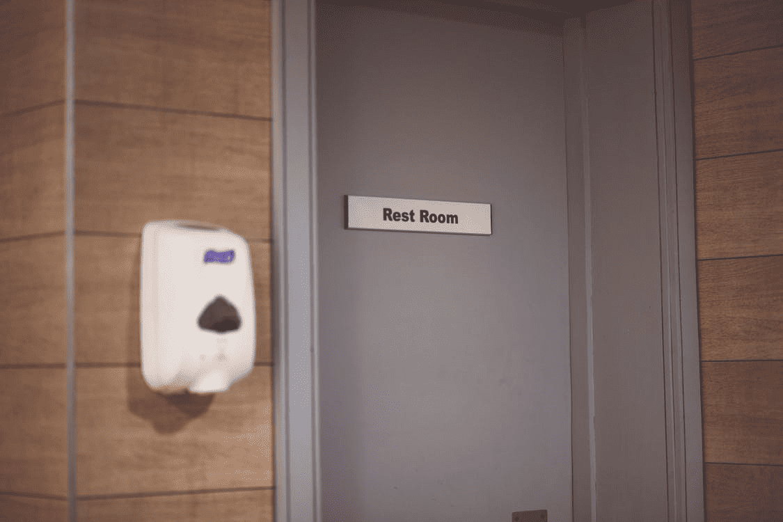 How to Keep your Retail Restrooms Clean | Kleen Office Environments